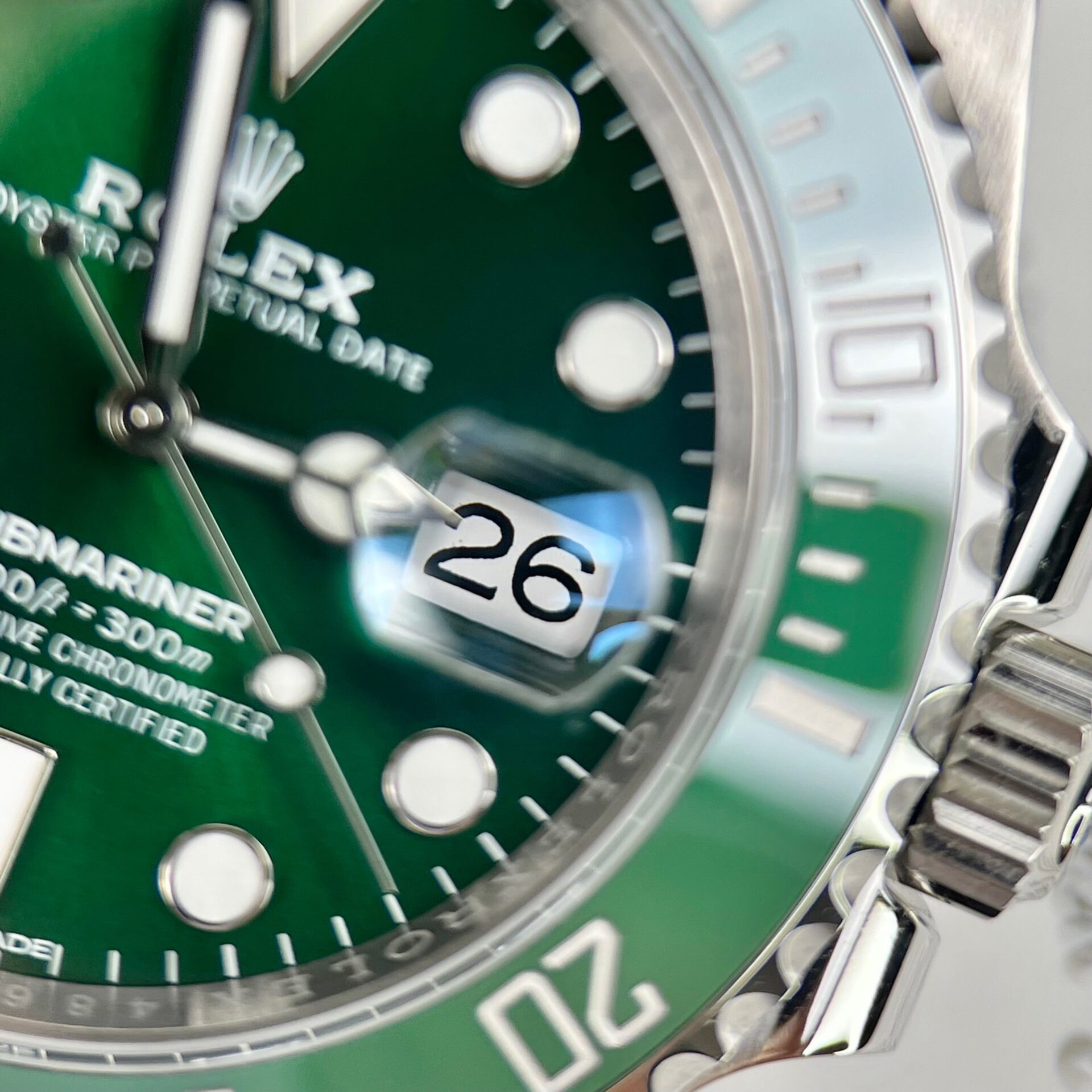 Rolex Submariner Hulk Replica Watch Review - Min Luxury